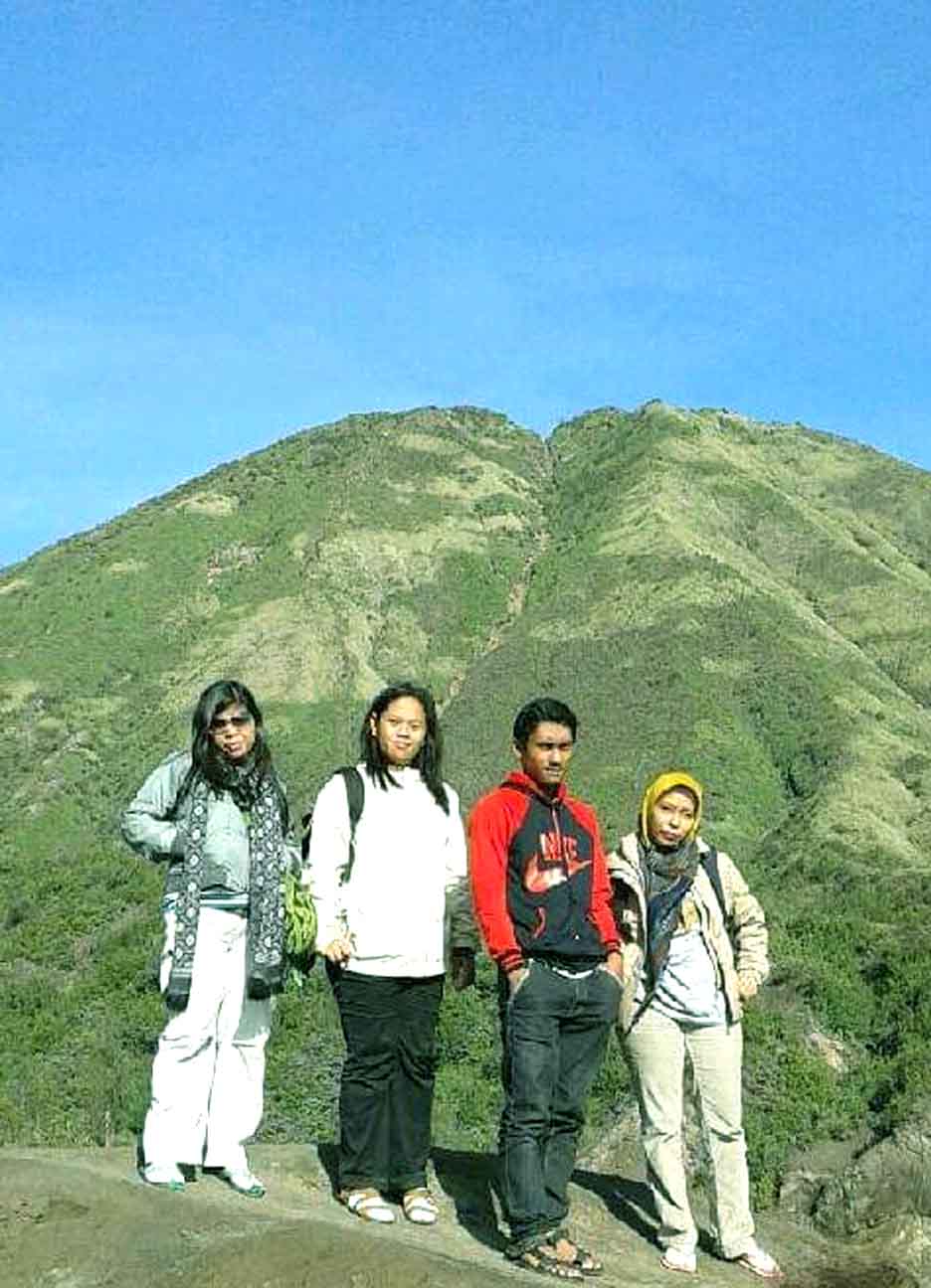 Cozy trip -a local tour company in Indonesia - tour operator agency